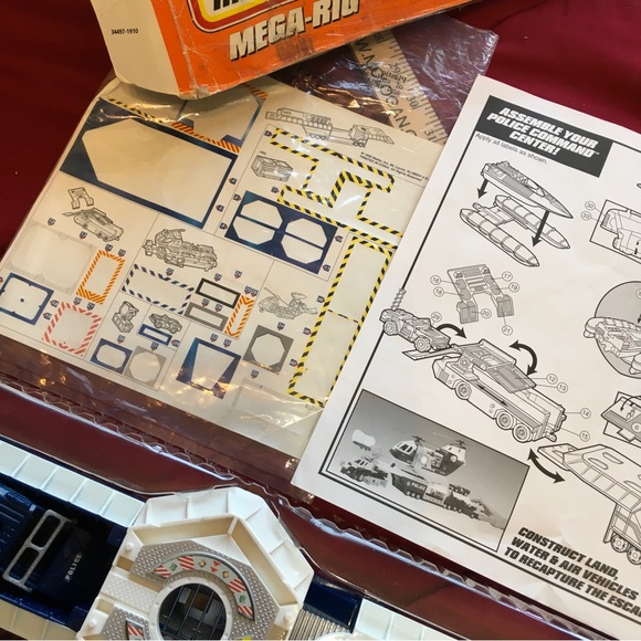 matchbox | Toys | 998 Matchbox Mega Rig Police Command Center ...